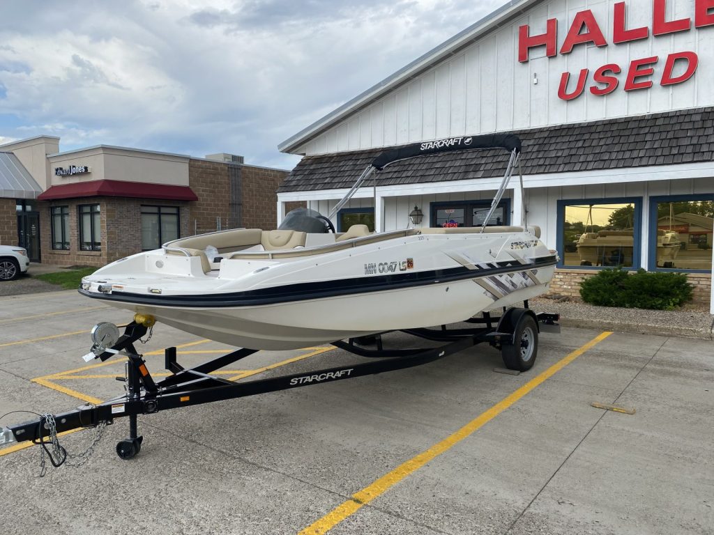 StarCraft StarStep 221 Deck Boat - Hallberg Marine