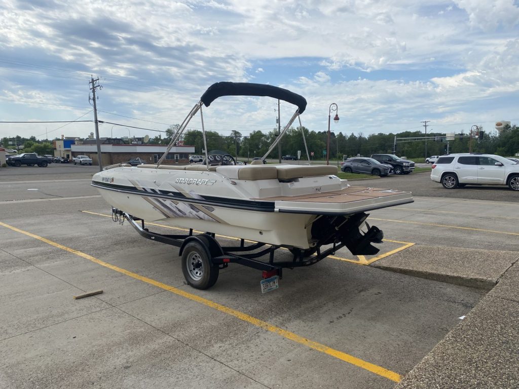 StarCraft StarStep 221 Deck Boat - Hallberg Marine