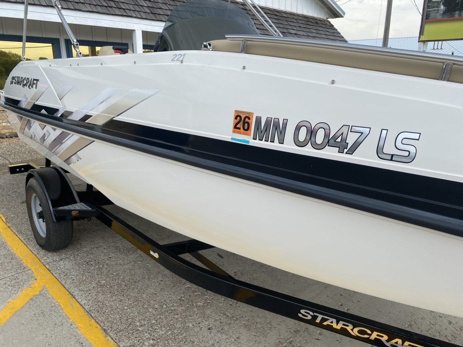 StarCraft StarStep 221 Deck Boat - Hallberg Marine