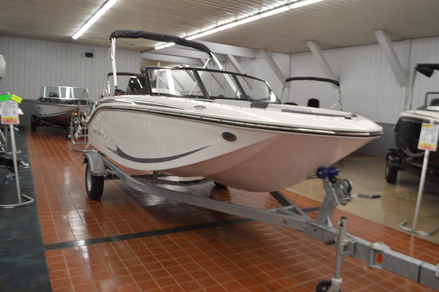 Bayliner M15 - 15′ 2″ - Hallberg Marine