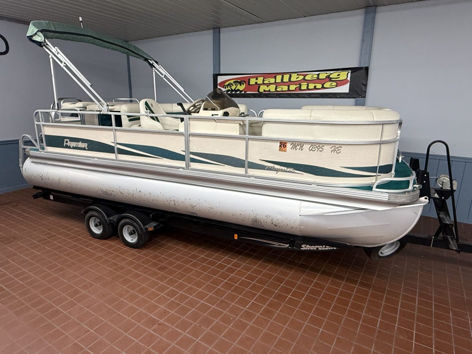 Premier Pontoons - Hallberg Marine