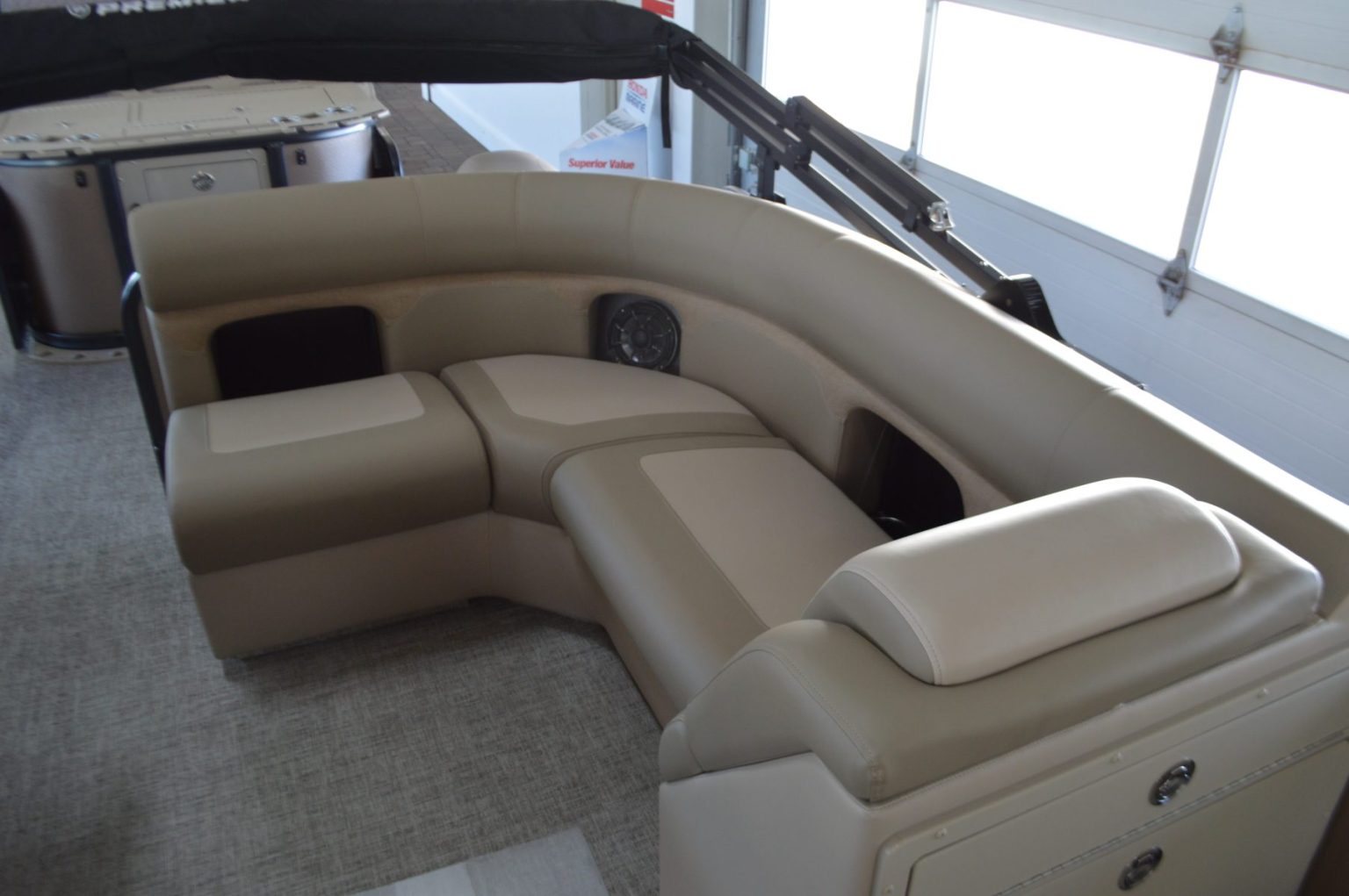 Premier 230 Sunsation Angler 4PT PTX - 24′ 9″ - Hallberg Marine